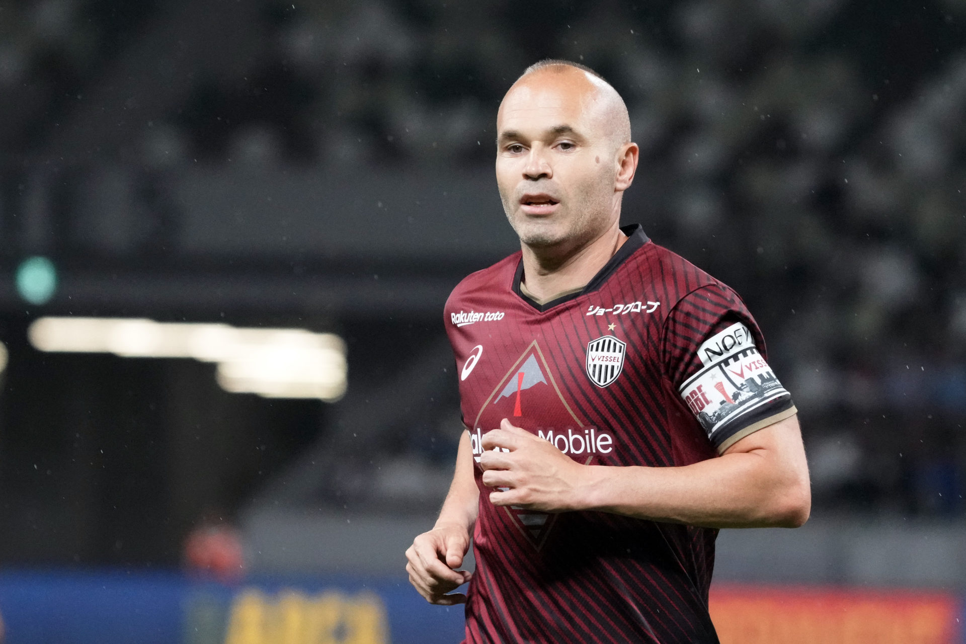 'Exceptional': Man City could now sign an 'intelligent' player Andres ...