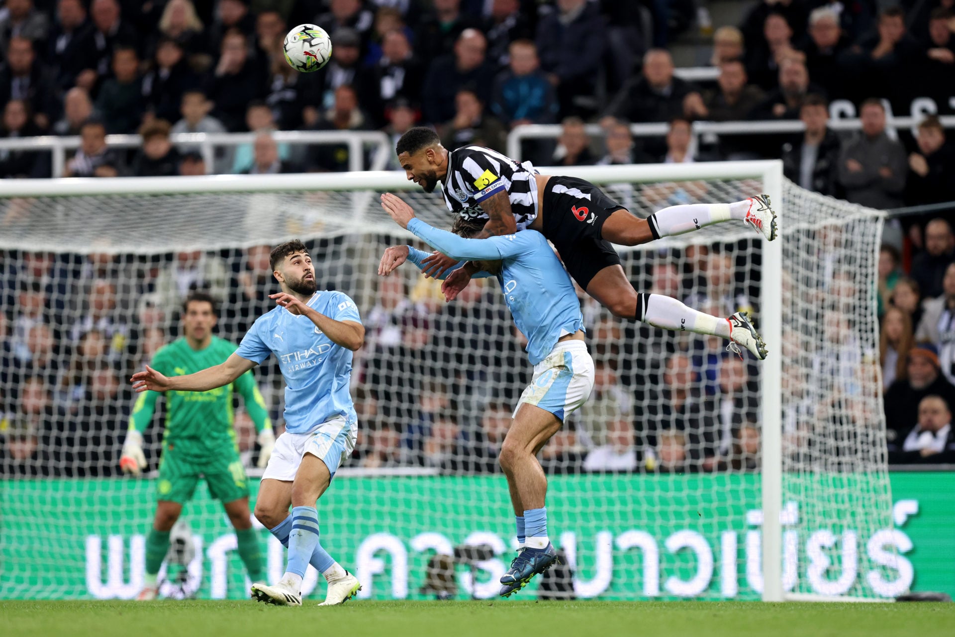 ‘That changed’: £300,000-a-week player found it ‘difficult’ at ...
