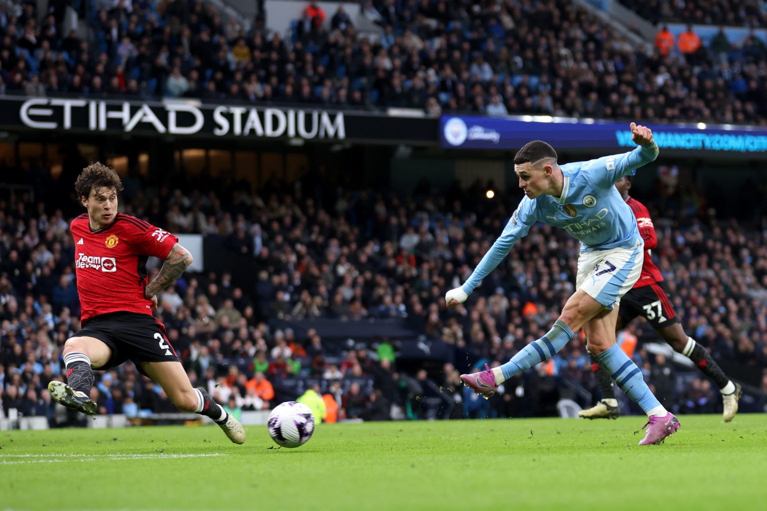 'Cold as ice'… Gary Neville left stunned by just how good £225,000-a ...
