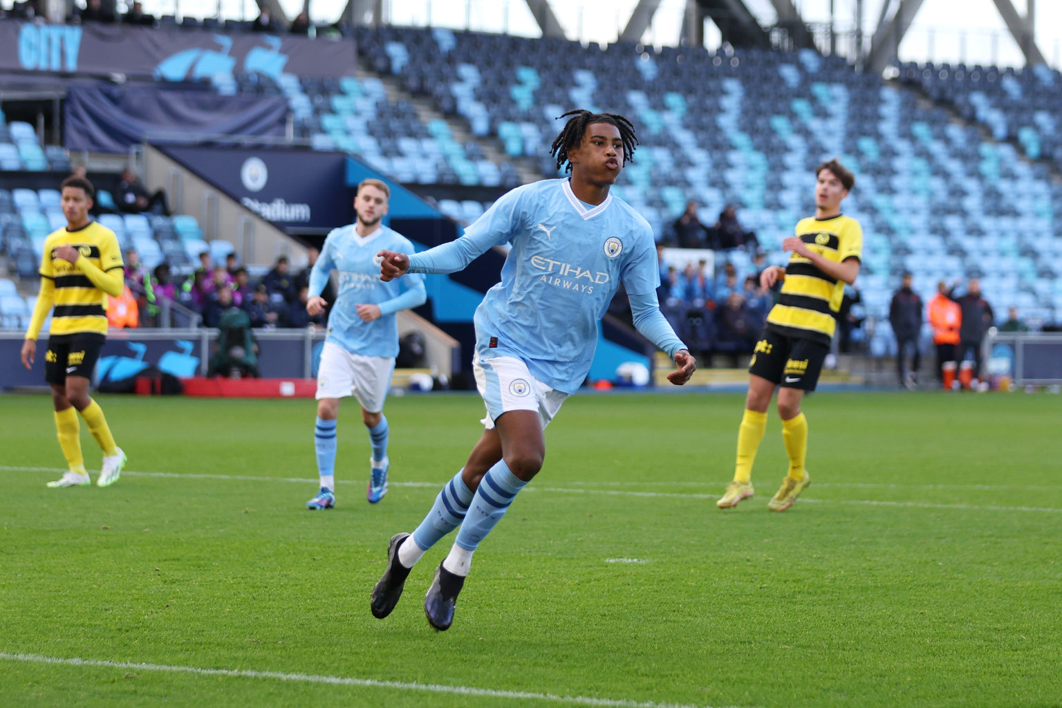 Who is Reigan Heskey? Get to know the Man City starlet and son of Emile ...
